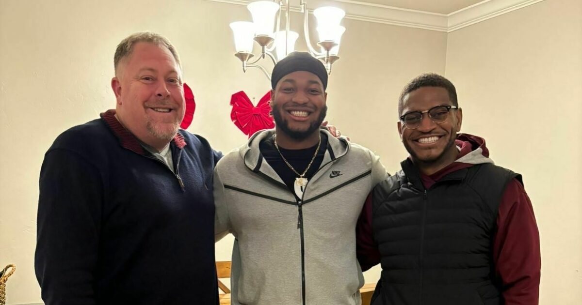 Oklahoma DL Kelvin Gilliam Discusses Recent… | The Tech Lunch Pail Oklahoma DL Kelvin Gilliam Discusses Recent… | The Tech Lunch Pail